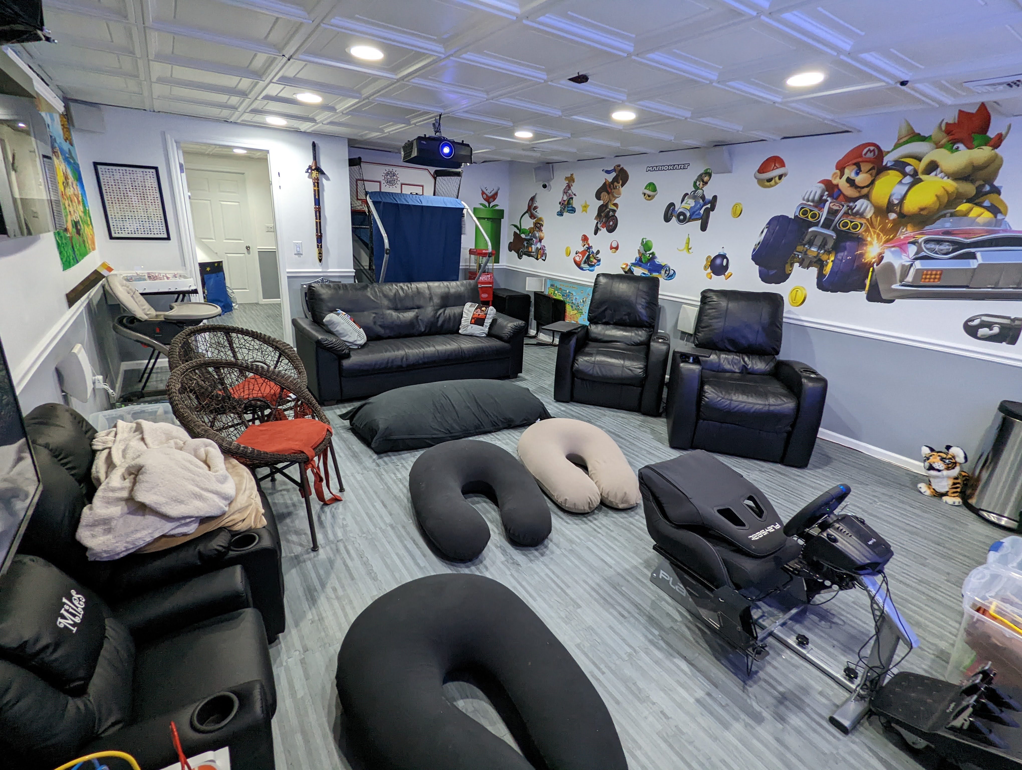 Family-Friendly Media Space – Smart Me Up